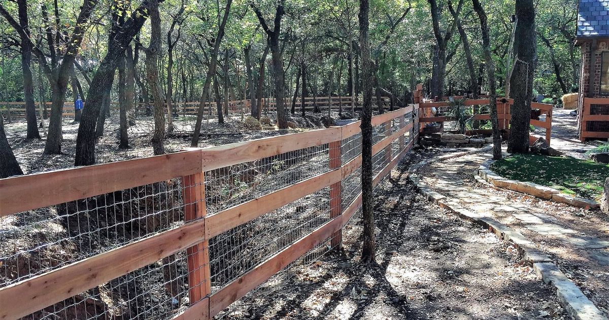Agricultural Fence: Types, Cost & Installation | Titan Fence